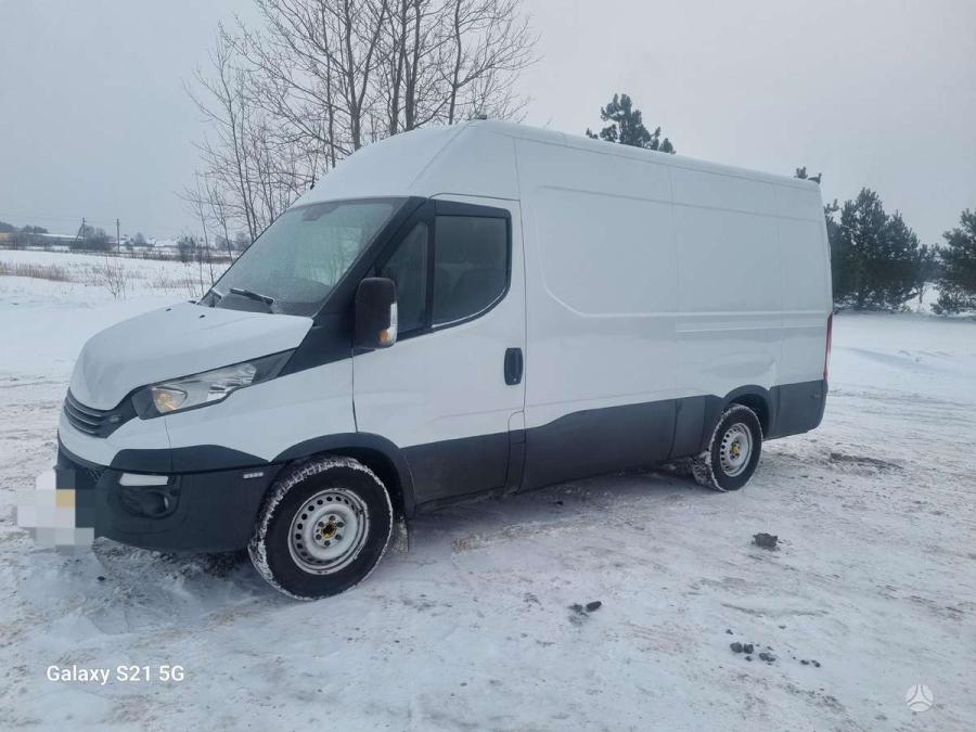 Balts Iveco Daily 2017 Tauragė, ar dzinēja tilpumu 3.00 L un nobraukumu 320 tūkst. km par 7300 €, foto 1 vietnē AUTOMOTO.COM.LV