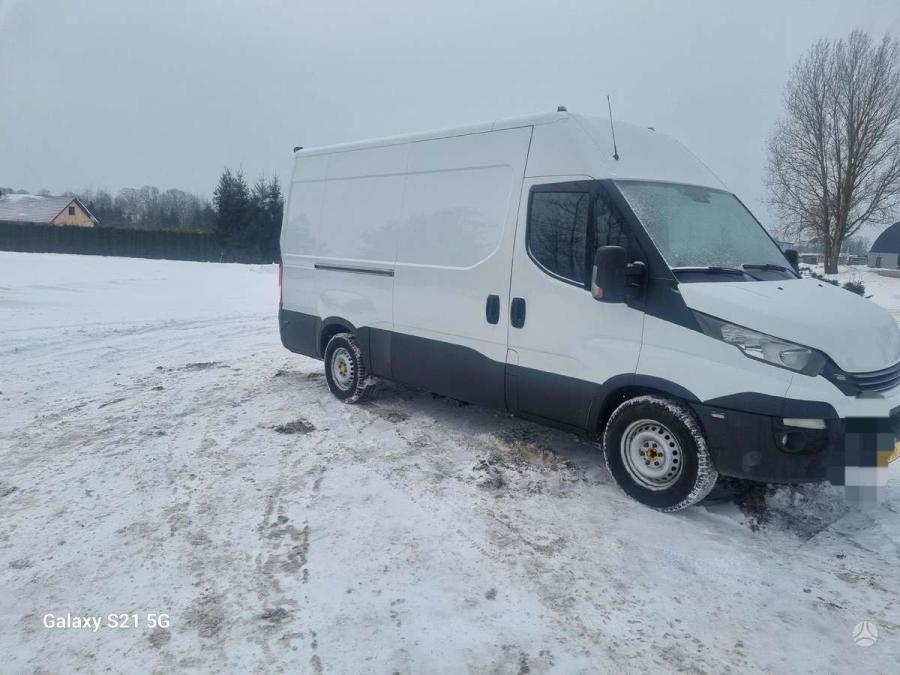 Balts Iveco Daily 2017 Tauragė, ar dzinēja tilpumu 3.00 L un nobraukumu 320 tūkst. km par 7300 €, foto 4 vietnē AUTOMOTO.COM.LV
