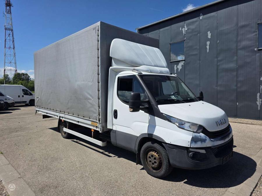 Balts Iveco Daily 2017 Marijampole, ar dzinēja tilpumu 3.00 L un nobraukumu 360 tūkst. km par 6500 €, foto 14 vietnē AUTOMOTO.COM.LV