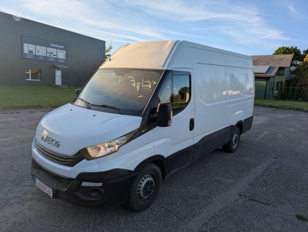 Balts Iveco Daily 2017 Utena, ar dzinēja tilpumu 2.29 L un nobraukumu 249 tūkst. km par 8990 €, foto 1 vietnē AUTOMOTO.COM.LV