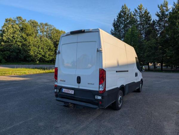 Balts Iveco Daily 2017 Utena, ar dzinēja tilpumu 2.29 L un nobraukumu 249 tūkst. km par 8990 €, foto 6 vietnē AUTOMOTO.COM.LV
