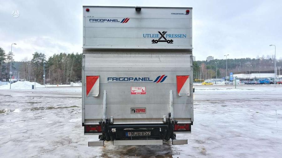 White Iveco Daily 2017 in Alytus, with an engine capacity of 2.29 L and mileage of 512 thousand km for 5800 €, photo 7 on AUTOMOTO.COM.LV