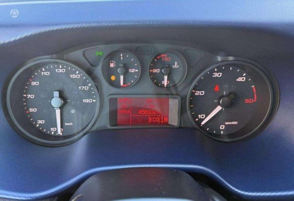 Balts Iveco Daily 2017 Kauņa, ar dzinēja tilpumu 3.00 L un nobraukumu 456 tūkst. km par 7550 €, foto 8 vietnē AUTOMOTO.COM.LV