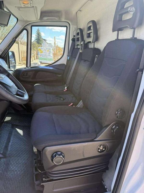 Balts Iveco Daily 2017 Kauņa, ar dzinēja tilpumu 3.00 L un nobraukumu 456 tūkst. km par 7550 €, foto 10 vietnē AUTOMOTO.COM.LV