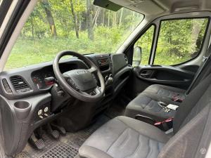 White Iveco Daily 2017 in Kaunas, with an engine capacity of 2.30 L and mileage of 221 thousand km for 7300 €, photo 9 on AUTOMOTO.COM.LV