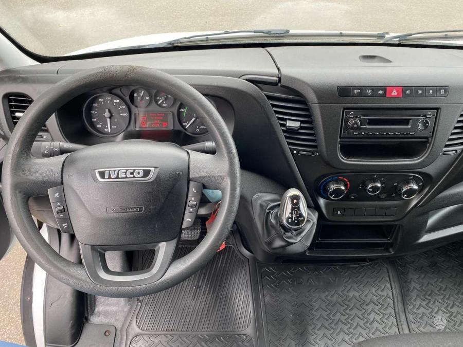 Balts Iveco Daily 2017 Tauragė, ar dzinēja tilpumu 2.29 L un nobraukumu 159 tūkst. km par 11900 €, foto 6 vietnē AUTOMOTO.COM.LV