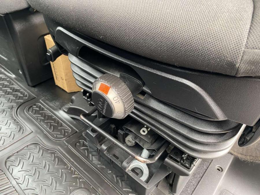 Balts Iveco Daily 2017 Tauragė, ar dzinēja tilpumu 2.29 L un nobraukumu 159 tūkst. km par 11900 €, foto 10 vietnē AUTOMOTO.COM.LV