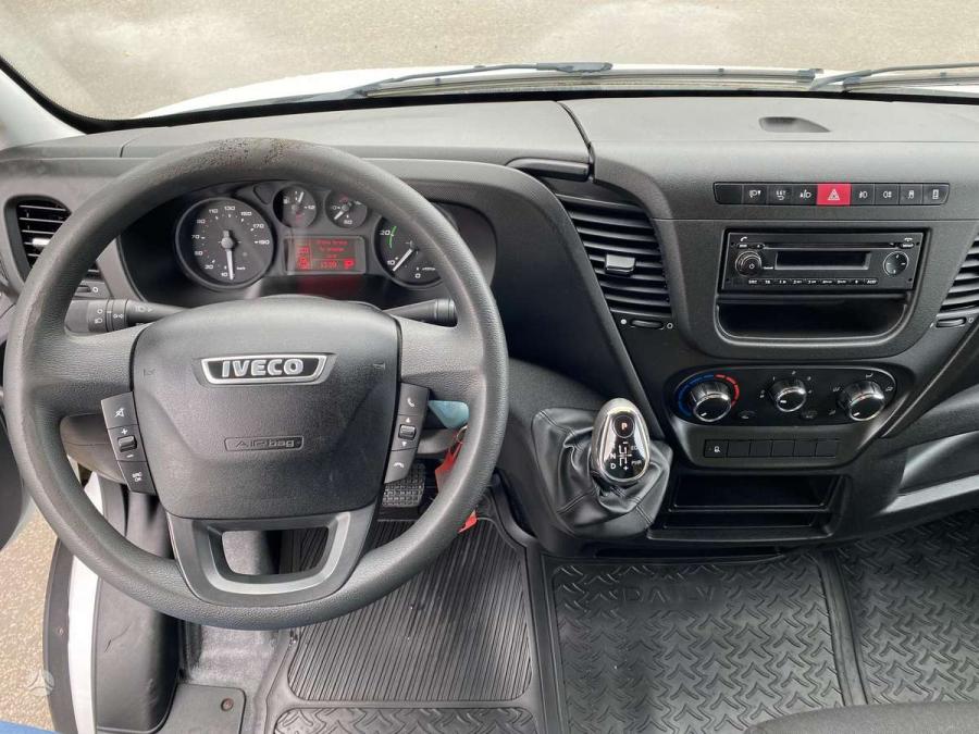 Balts Iveco Daily 2017 Tauragė, ar dzinēja tilpumu 2.29 L un nobraukumu 159 tūkst. km par 11900 €, foto 6 vietnē AUTOMOTO.COM.LV