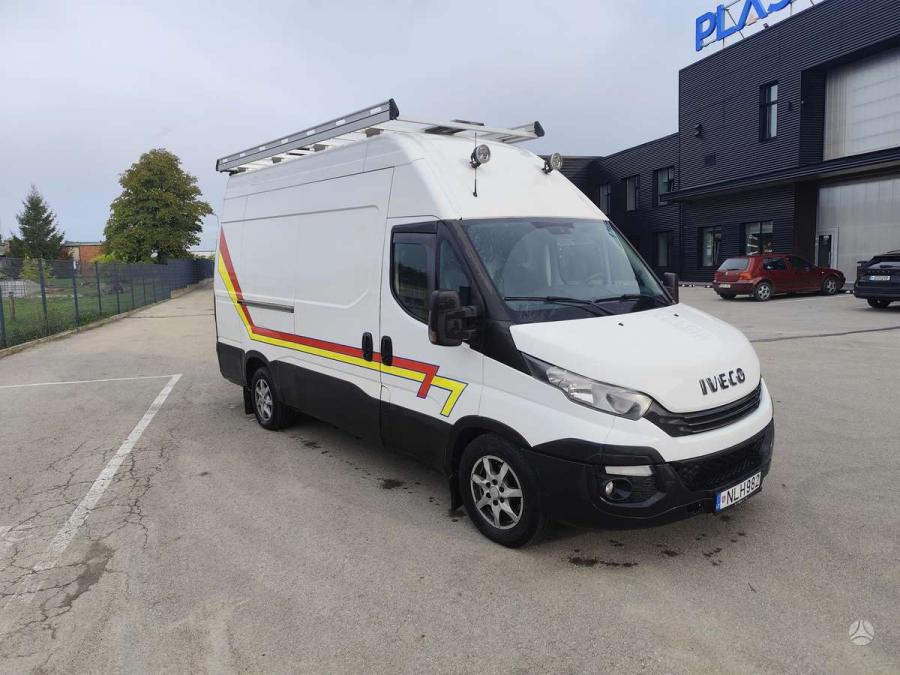 Balts Iveco Daily 2017 Klaipėda, ar dzinēja tilpumu 3.00 L un nobraukumu 446 tūkst. km par 8900 €, foto 1 vietnē AUTOMOTO.COM.LV