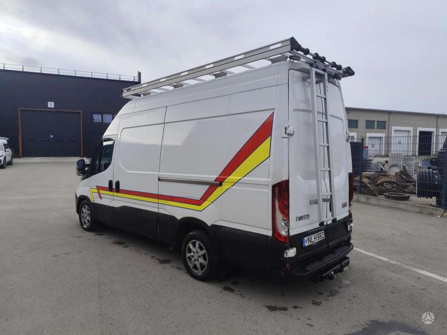 Balts Iveco Daily 2017 Klaipėda, ar dzinēja tilpumu 3.00 L un nobraukumu 446 tūkst. km par 8900 €, foto 6 vietnē AUTOMOTO.COM.LV