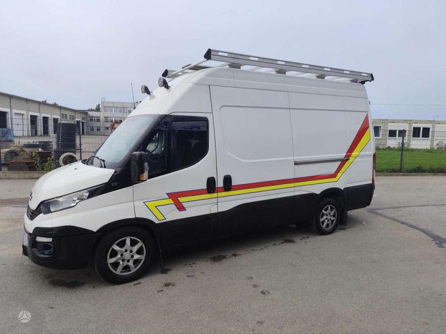 Balts Iveco Daily 2017 Klaipėda, ar dzinēja tilpumu 3.00 L un nobraukumu 446 tūkst. km par 8900 €, foto 9 vietnē AUTOMOTO.COM.LV