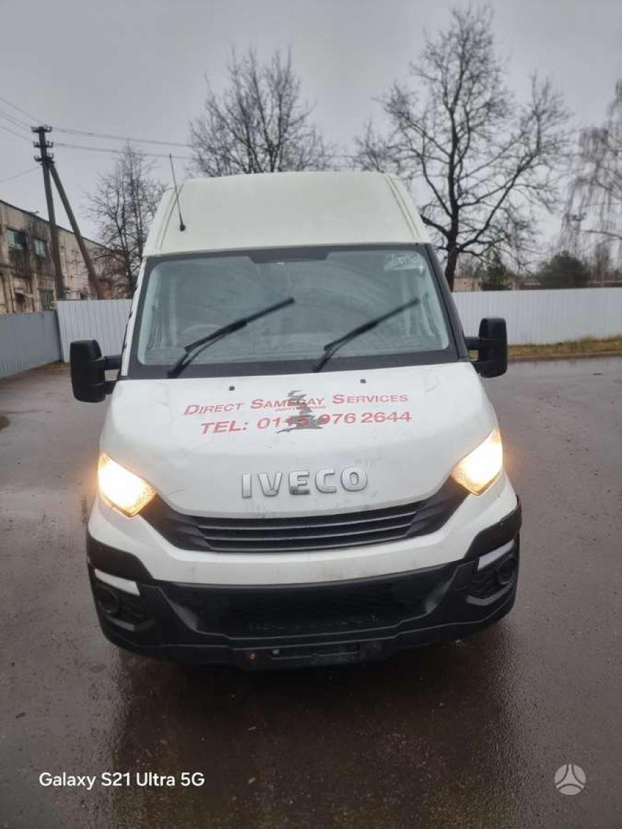 White Iveco Daily 2018 in Jonava, with an engine capacity of 2.30 L and mileage of 343 thousand km for 5499 €, photo 3 on AUTOMOTO.COM.LV