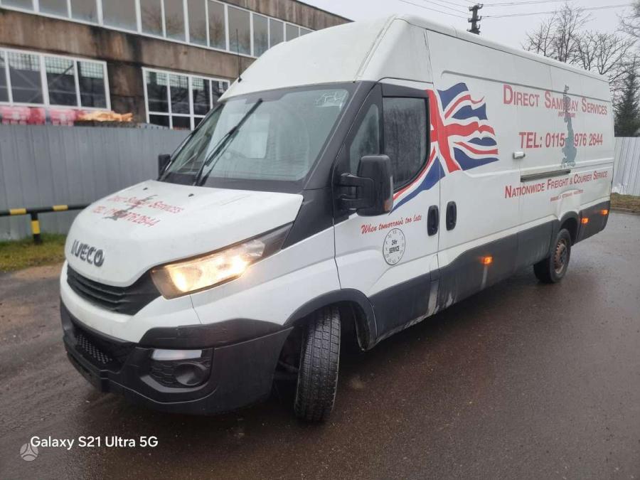 White Iveco Daily 2018 in Jonava, with an engine capacity of 2.30 L and mileage of 343 thousand km for 5499 €, photo 4 on AUTOMOTO.COM.LV