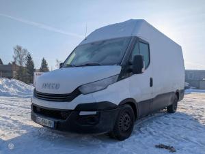 Balts Iveco Daily 2018 Utena, ar dzinēja tilpumu 2.30 L un nobraukumu 249 tūkst. km par 9750 €, foto  vietnē AUTOMOTO.COM.LV