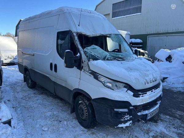 White Iveco Daily 2018 in Vilnius, with an engine capacity of 3.00 L and mileage of 110 thousand km for 5500 €, photo 2 on AUTOMOTO.COM.LV