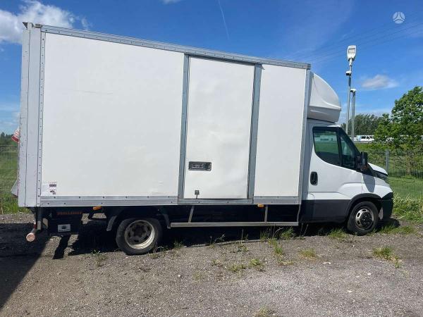 Balts Iveco Daily 2018 Kauņa, ar dzinēja tilpumu 3.00 L un nobraukumu 420 tūkst. km par 13500 €, foto 3 vietnē AUTOMOTO.COM.LV