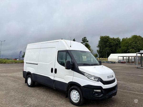White Iveco Daily 2018 in Vilnius, with an engine capacity of 2.29 L and mileage of 170 thousand km for 10900 €, photo 3 on AUTOMOTO.COM.LV