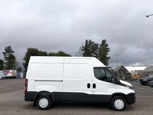 Balts Iveco Daily 2018 Viļņa, ar dzinēja tilpumu 2.29 L un nobraukumu 170 tūkst. km par 10900 €, foto 5 vietnē AUTOMOTO.COM.LV