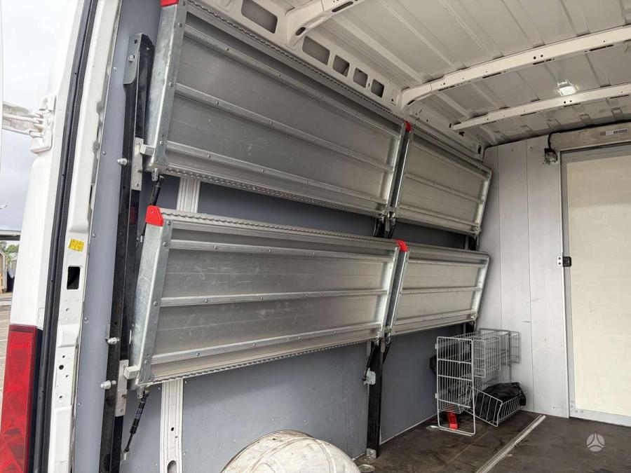 Balts Iveco Daily 2018 Viļņa, ar dzinēja tilpumu 2.29 L un nobraukumu 170 tūkst. km par 10900 €, foto 11 vietnē AUTOMOTO.COM.LV