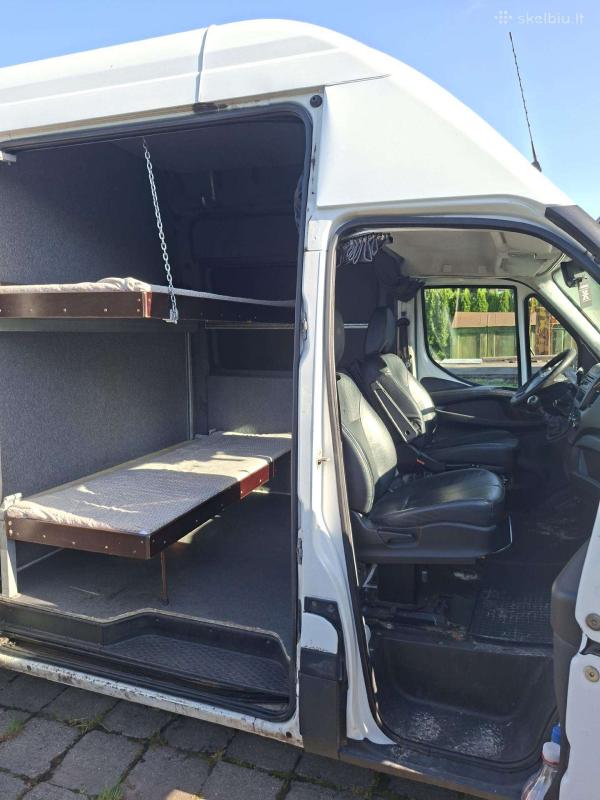White Iveco Daily 2018 in Klaipeda, with an engine capacity of 3.00 L and mileage of 600 thousand km for 7000 €, photo 6 on AUTOMOTO.COM.LV