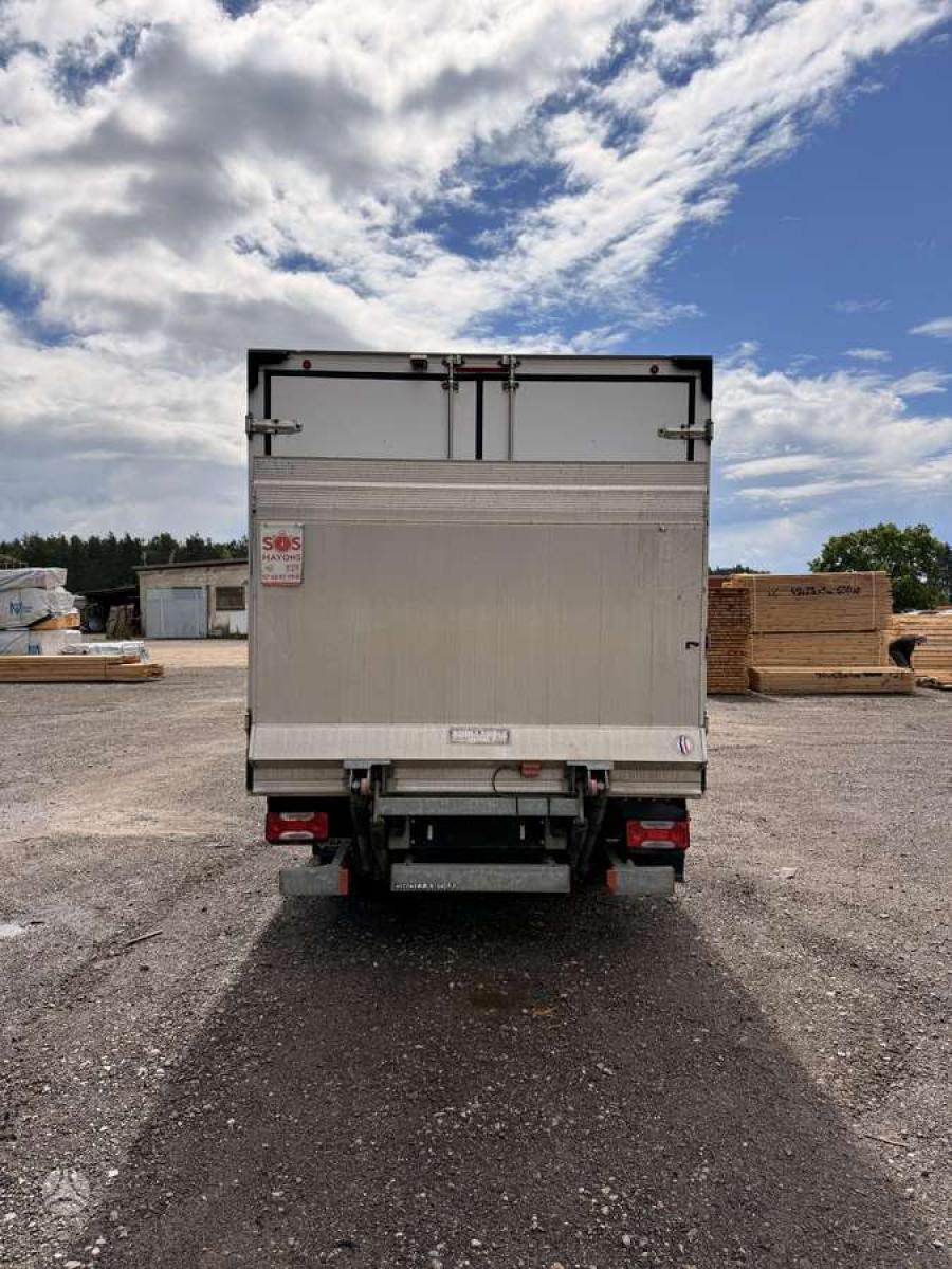 Balts Iveco Daily 2018 Viļņa, ar dzinēja tilpumu 2.30 L un nobraukumu 387 tūkst. km par 7950 €, foto 8 vietnē AUTOMOTO.COM.LV