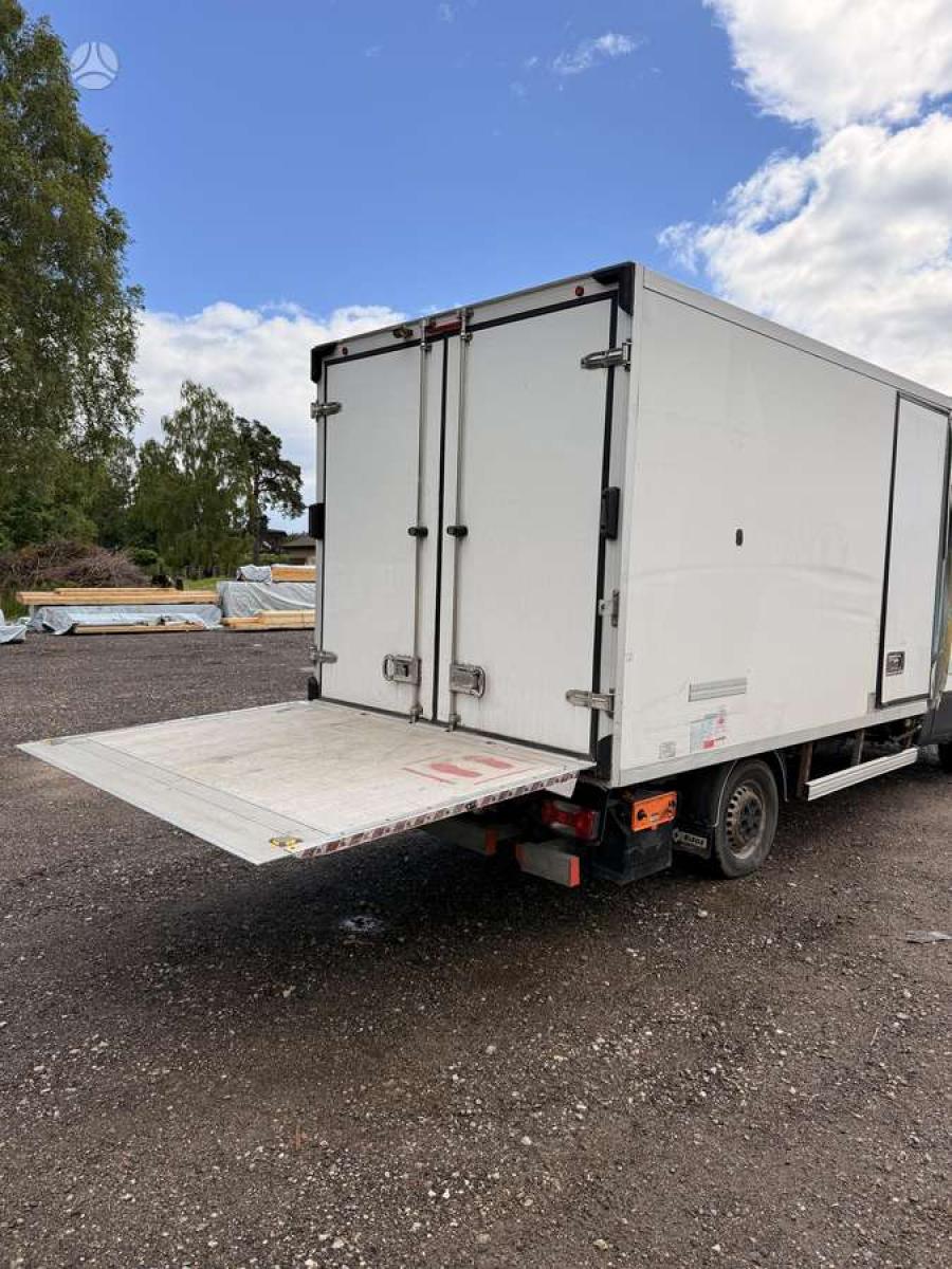 Balts Iveco Daily 2018 Viļņa, ar dzinēja tilpumu 2.30 L un nobraukumu 387 tūkst. km par 7950 €, foto 10 vietnē AUTOMOTO.COM.LV
