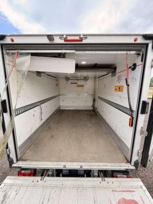 Balts Iveco Daily 2018 Viļņa, ar dzinēja tilpumu 2.30 L un nobraukumu 387 tūkst. km par 7950 €, foto 12 vietnē AUTOMOTO.COM.LV