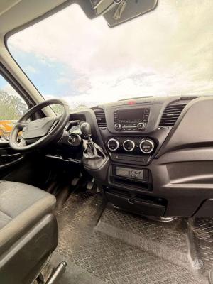 Balts Iveco Daily 2018 Viļņa, ar dzinēja tilpumu 2.30 L un nobraukumu 387 tūkst. km par 7950 €, foto 19 vietnē AUTOMOTO.COM.LV