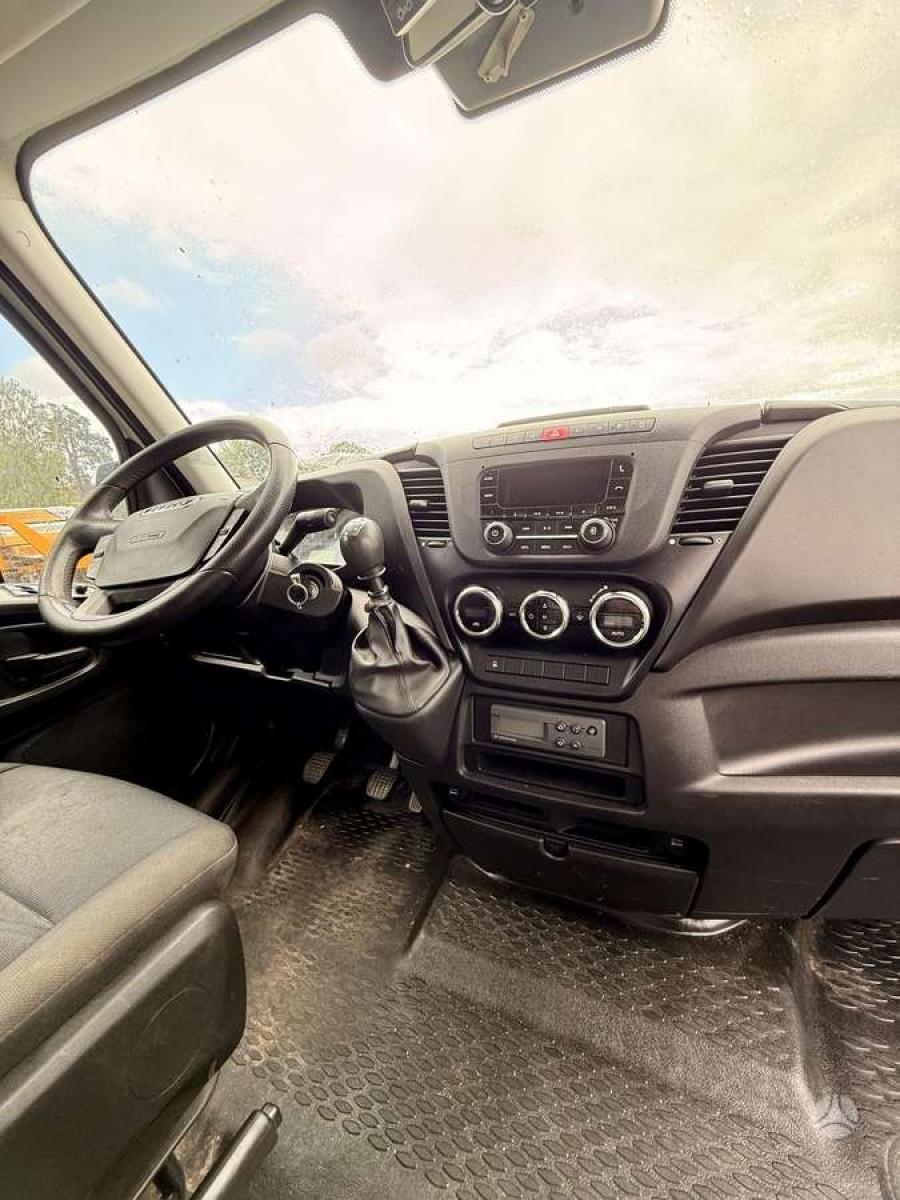 Balts Iveco Daily 2018 Viļņa, ar dzinēja tilpumu 2.30 L un nobraukumu 387 tūkst. km par 7950 €, foto 19 vietnē AUTOMOTO.COM.LV