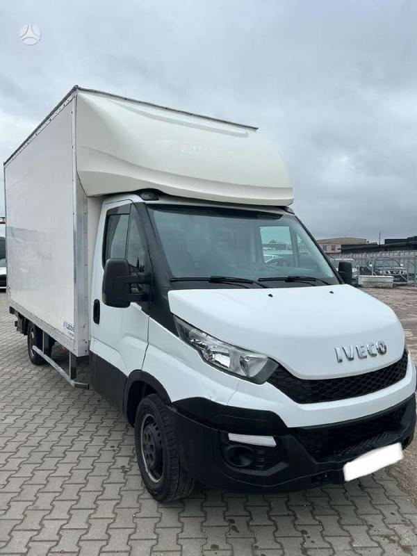 White Iveco Daily 2019 in Kaunas, with an engine capacity of 3.00 L and mileage of 191 thousand km for 11600 €, photo 1 on AUTOMOTO.COM.LV