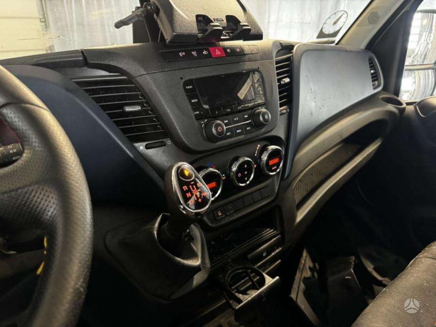 Balts Iveco Daily 2019 Radviliškis, ar dzinēja tilpumu 2.29 L un nobraukumu 366 tūkst. km par 9619 €, foto 5 vietnē AUTOMOTO.COM.LV