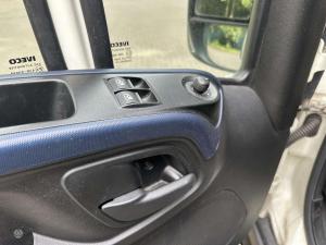 White Iveco Daily 2019 in Taurage, with an engine capacity of 2.30 L and mileage of 177 thousand km for 9200 €, photo 13 on AUTOMOTO.COM.LV
