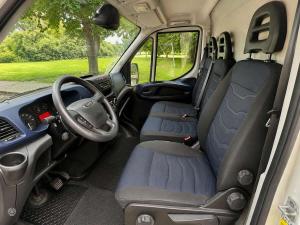 White Iveco Daily 2019 in Taurage, with an engine capacity of 2.30 L and mileage of 177 thousand km for 9200 €, photo 14 on AUTOMOTO.COM.LV