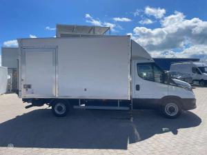 White Iveco Daily 2019 in Kaunas, with an engine capacity of 3.00 L and mileage of 130 thousand km for 7650 €, photo 3 on AUTOMOTO.COM.LV