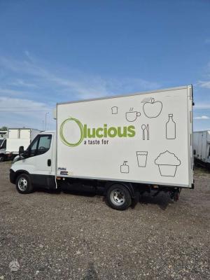 White Iveco Daily 2019 in Kaunas, with an engine capacity of 2.30 L and mileage of 264 thousand km for 12980 €, photo 8 on AUTOMOTO.COM.LV