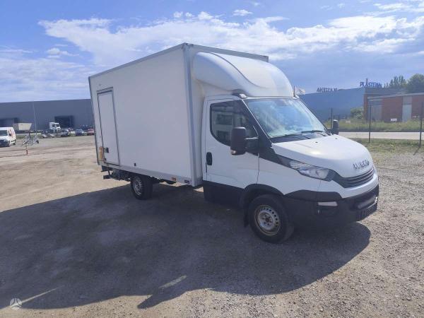 Balts Iveco Daily 2019 Klaipėda, ar dzinēja tilpumu 2.29 L un nobraukumu 299 tūkst. km par 7900 €, foto 6 vietnē AUTOMOTO.COM.LV
