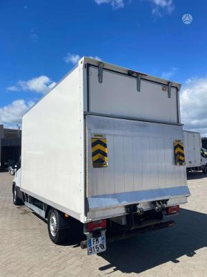 Balts Iveco Daily 2019 Kauņa, ar dzinēja tilpumu 3.00 L un nobraukumu 130 tūkst. km par 7800 €, foto 8 vietnē AUTOMOTO.COM.LV