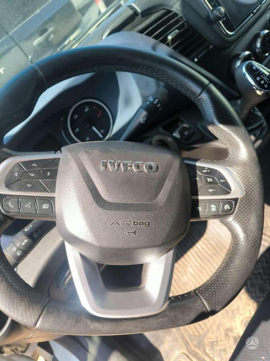 Balts Iveco Daily 2019 Tauragė, ar dzinēja tilpumu 2.29 L un nobraukumu 300 tūkst. km par 6700 €, foto 11 vietnē AUTOMOTO.COM.LV