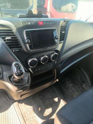 Balts Iveco Daily 2019 Tauragė, ar dzinēja tilpumu 2.29 L un nobraukumu 300 tūkst. km par 6700 €, foto 14 vietnē AUTOMOTO.COM.LV