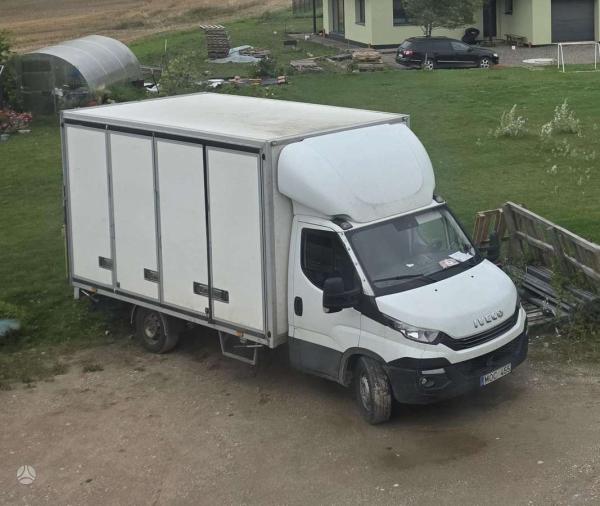 Balts Iveco Daily 2019 Kauņa, ar dzinēja tilpumu 3.00 L un nobraukumu 340 tūkst. km par 11000 €, foto 1 vietnē AUTOMOTO.COM.LV
