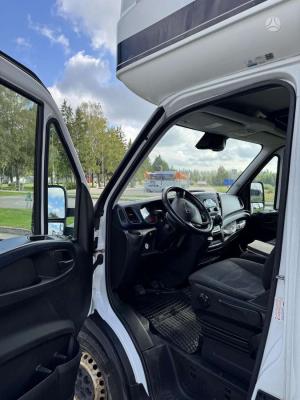 White Iveco Daily 2019 in Vilnius, with an engine capacity of 3.00 L and mileage of 419 thousand km for 14000 €, photo 10 on AUTOMOTO.COM.LV