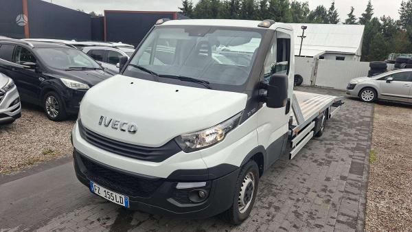 White Iveco Daily 2020 in Kaunas, with an engine capacity of 2.30 L and mileage of 190 thousand km for 32000 €, photo 5 on AUTOMOTO.COM.LV