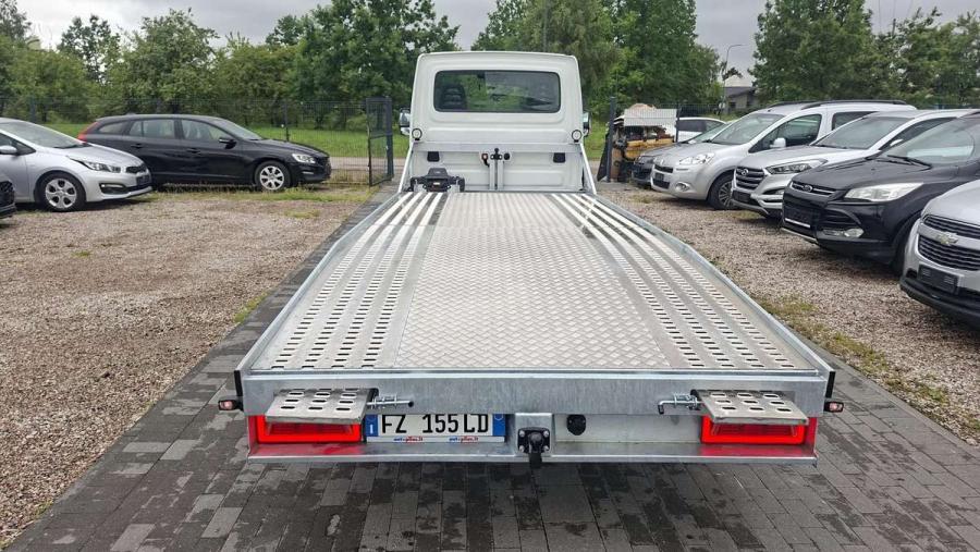 Balts Iveco Daily 2020 Kauņa, ar dzinēja tilpumu 2.30 L un nobraukumu 190 tūkst. km par 32000 €, foto 10 vietnē AUTOMOTO.COM.LV