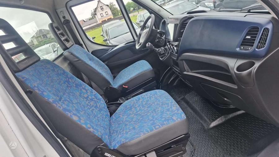 Balts Iveco Daily 2020 Kauņa, ar dzinēja tilpumu 2.30 L un nobraukumu 190 tūkst. km par 32000 €, foto 16 vietnē AUTOMOTO.COM.LV