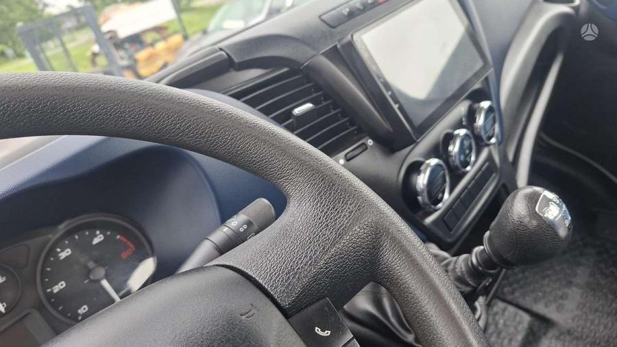 Balts Iveco Daily 2020 Kauņa, ar dzinēja tilpumu 2.30 L un nobraukumu 190 tūkst. km par 32000 €, foto 20 vietnē AUTOMOTO.COM.LV