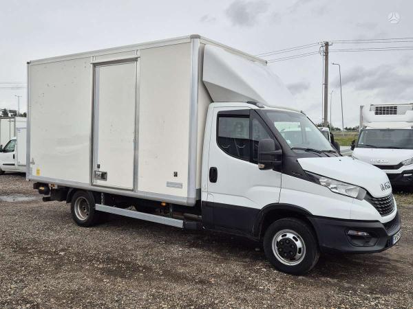 Balts Iveco Daily 2020 Kauņa, ar dzinēja tilpumu 2.30 L un nobraukumu 205 tūkst. km par 14480 €, foto 4 vietnē AUTOMOTO.COM.LV