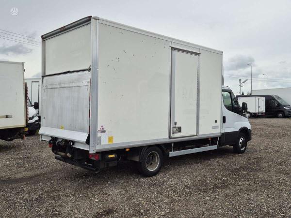 Balts Iveco Daily 2020 Kauņa, ar dzinēja tilpumu 2.30 L un nobraukumu 205 tūkst. km par 14480 €, foto 6 vietnē AUTOMOTO.COM.LV