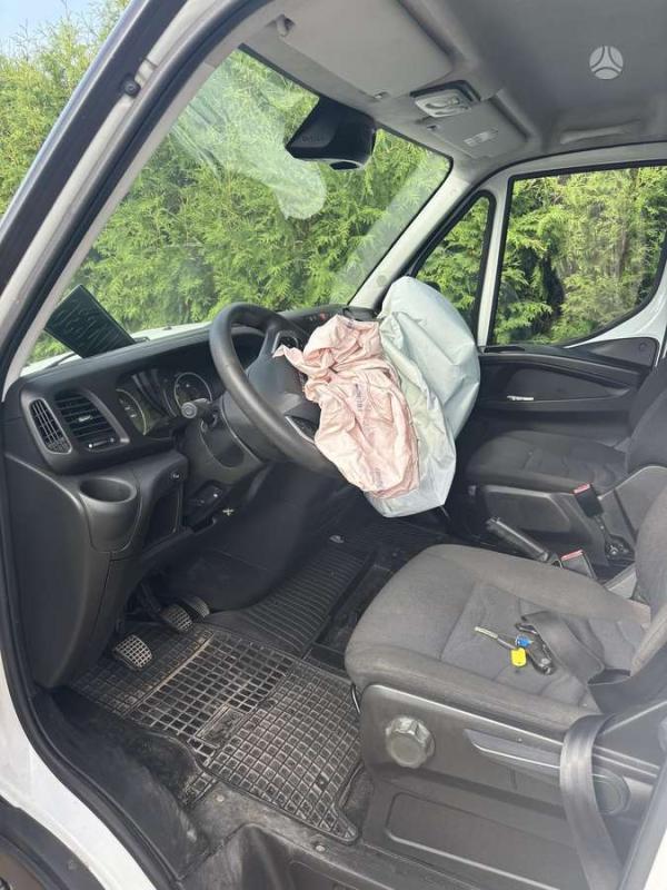 Balts Iveco Daily 2020 Radviliškis, ar dzinēja tilpumu 3.00 L un nobraukumu 575 tūkst. km par 3000 €, foto 10 vietnē AUTOMOTO.COM.LV