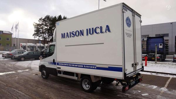 Balts Iveco Daily 2021 Viļņa, ar dzinēja tilpumu 3.00 L un nobraukumu 235 tūkst. km par 17500 €, foto 7 vietnē AUTOMOTO.COM.LV