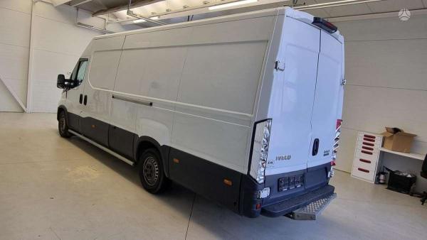 Balts Iveco Daily 2021 Radviliškis, ar dzinēja tilpumu 2.29 L un nobraukumu 93 tūkst. km par 10829 €, foto 4 vietnē AUTOMOTO.COM.LV